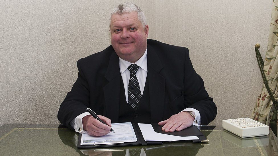 Bespoke coffins show changing face of funeral industry - BBC News