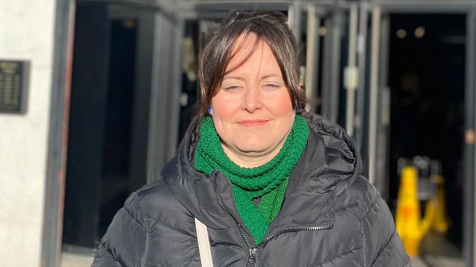 Jurgen Klopp: Fans 'gobsmacked' at news Jurgen Klopp will leave LFC ...