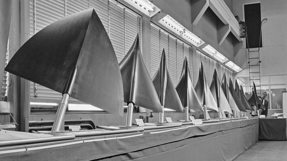 Concorde: The Welshmen who got supersonic jets airborne - BBC News