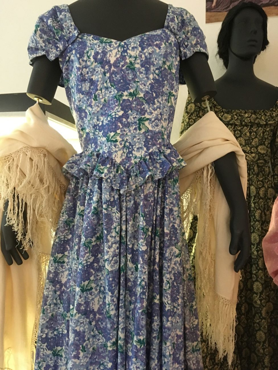 Ffasiwn cerdd dant - BBC Cymru Fyw