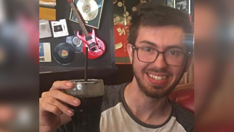 Tributes as Cimla man Christopher Howells dies in crash - BBC News