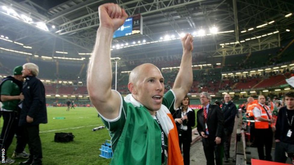 Peter Stringer: Former Ireland scrum-half retires - BBC Sport