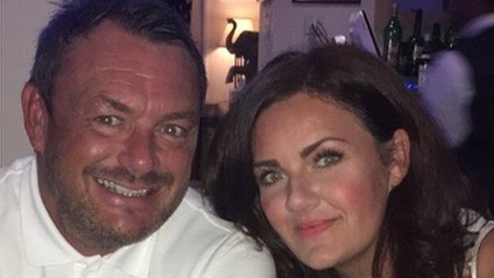 Coronavirus: Cardiff fan gets messages from sports stars - BBC News