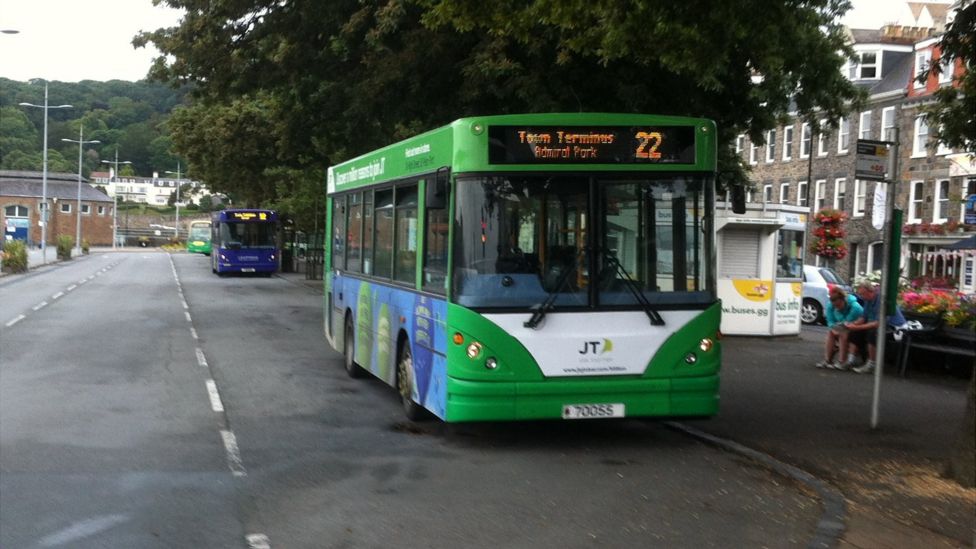 Guernsey buses 'could be replaced by 2020' - BBC News