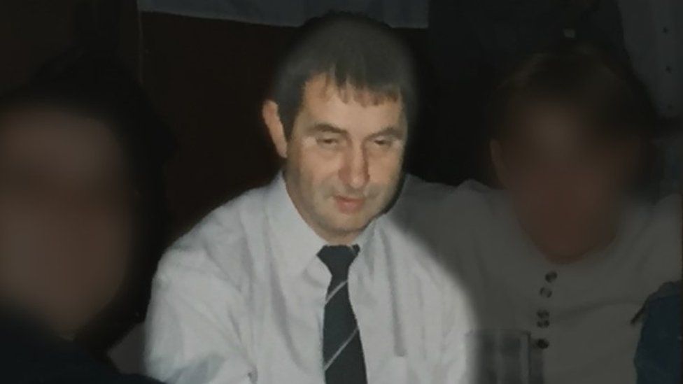Youth football official Mitch Agnew cleared by SYFA - BBC News