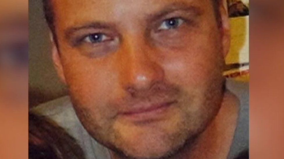 Shaun Whiter: Amputee speaks out about hit-and-run driver - BBC News