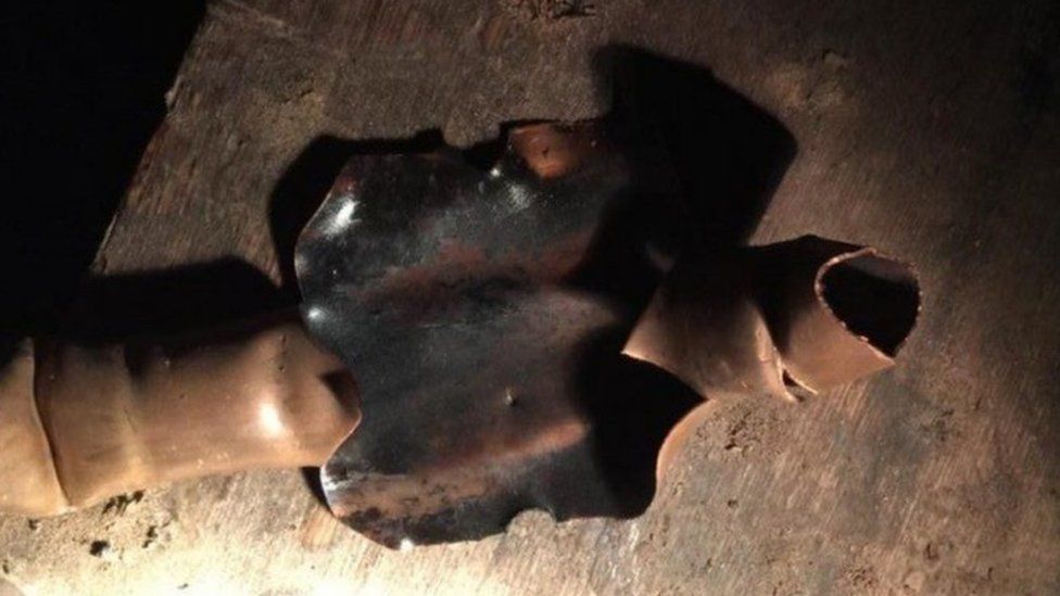 Church Laneham man jailed after homemade pipe bomb explodes - BBC News