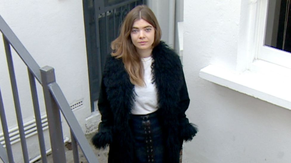 'Rent costs mean we keep having to move home' - BBC News