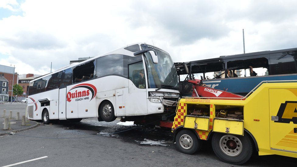 Buses destroyed in suspected arson attack in Belfast - BBC News