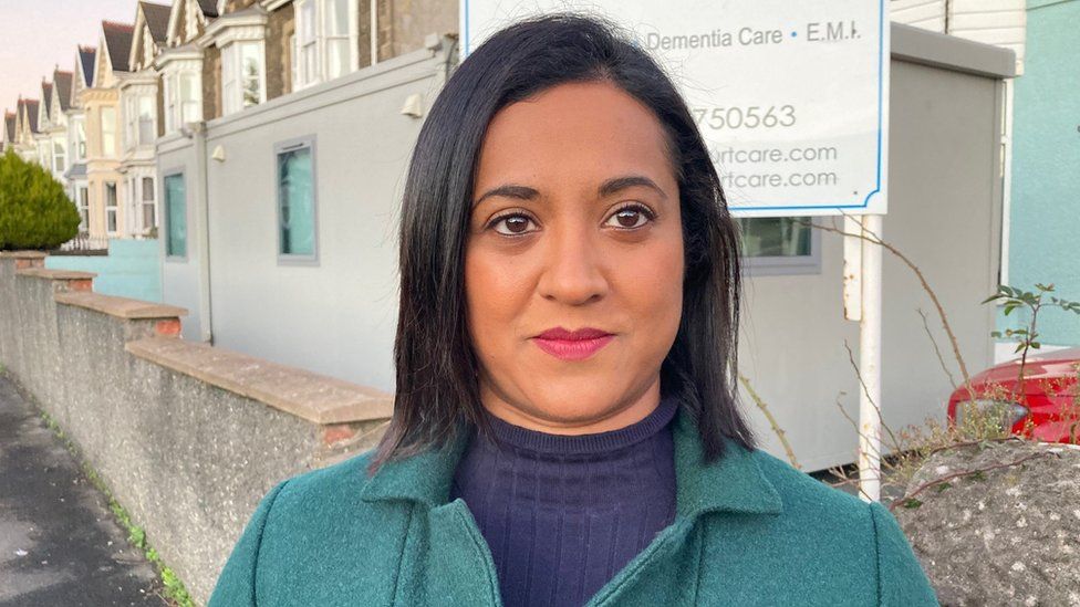 Covid: Call to cut self-isolation to five days in Wales - BBC News