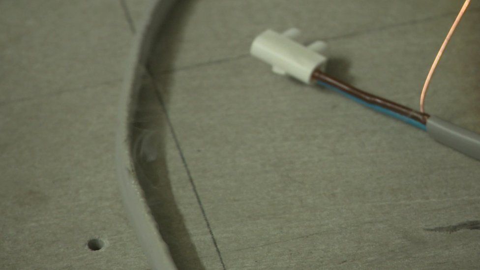 Millions of metres of dangerous cable 'in homes across UK' - BBC News