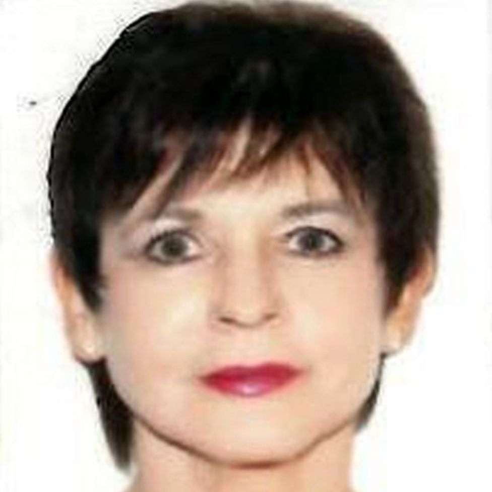 Search for woman missing after Aberdeen river walk - BBC News