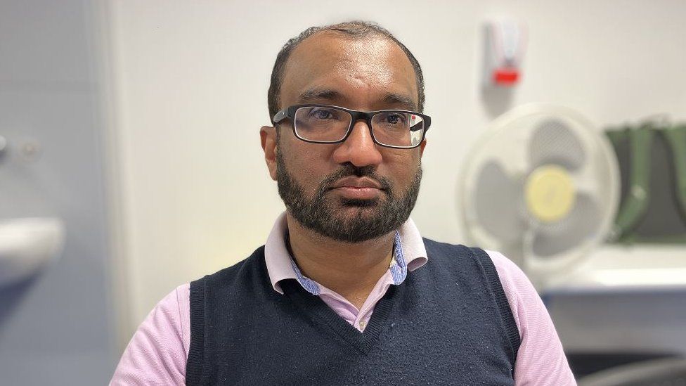 Doctors train in Bolton to save lives in the Israel-Gaza war - BBC News