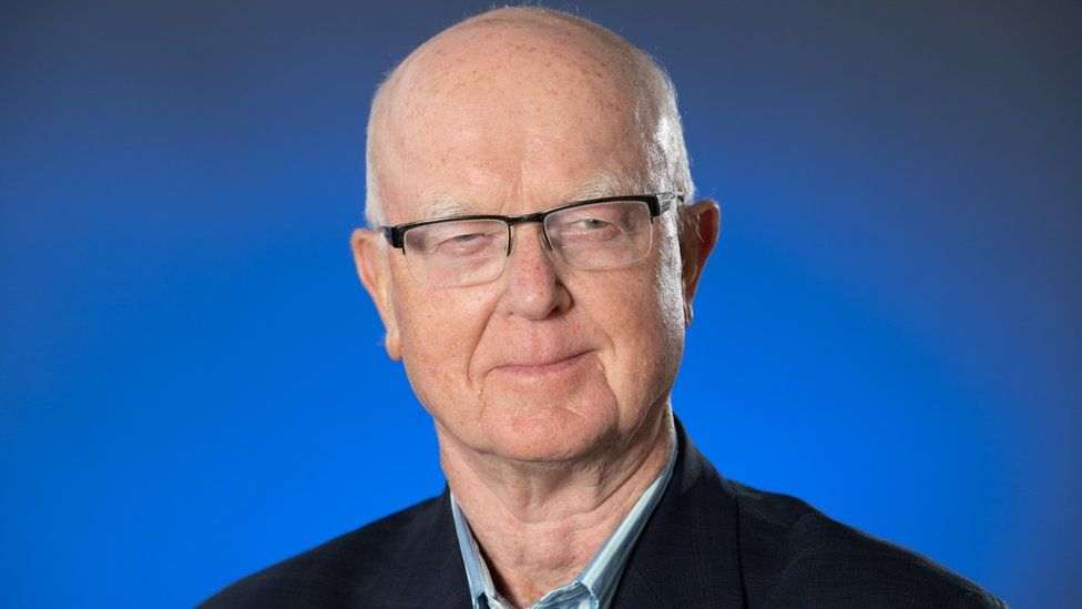 The man behind the voice of Scottish football - BBC News