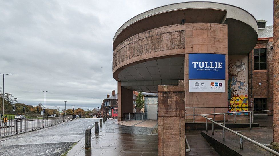 Carlisle's Tullie House Museum to shut for £4.5m makeover - BBC News