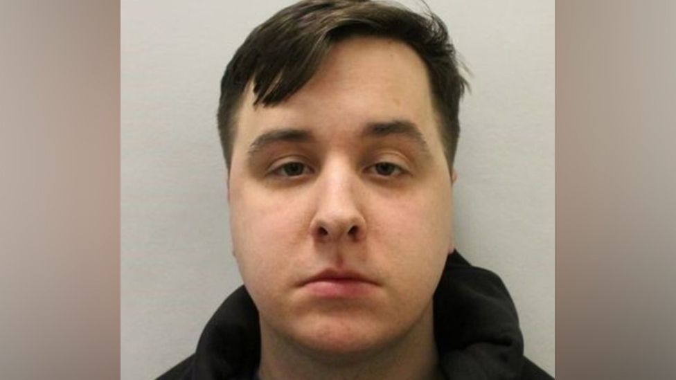 Met Police: Former officer found guilty of rape - BBC News