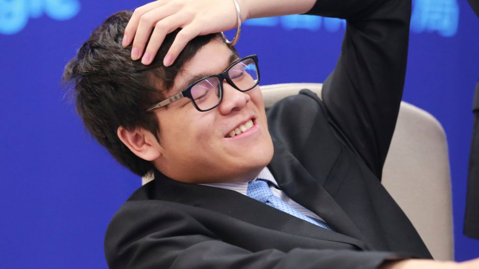 Is it dangerous for humans to depend on computers? - BBC News