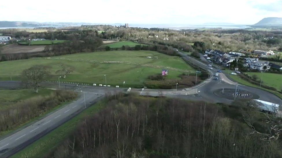 Swyddi cyntaf i barc busnes Bangor wedi 20 mlynedd? - BBC Cymru Fyw