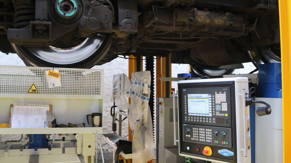 New wheel lathe at Inverness to 'improve' train services - BBC News