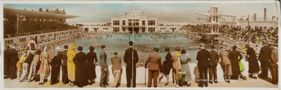 Postcard pioneers celebrated in new Dundee exhibition - BBC News