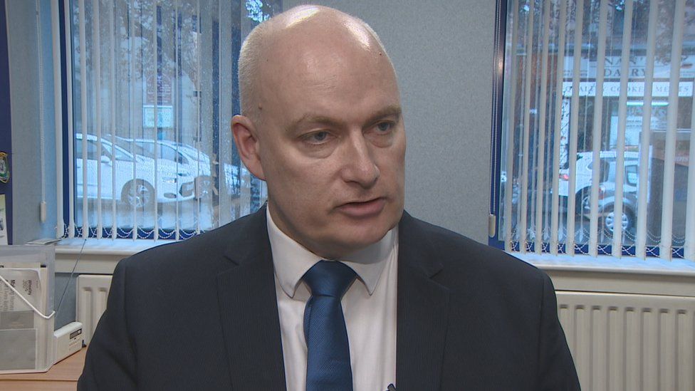 Detectives in bid to map Shettleston murder victim's final days - BBC News