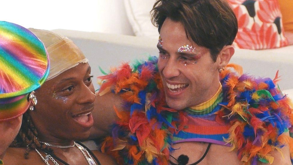 I Kissed a Boy star Dan Harry signs up for HIV vaccine trial - BBC News