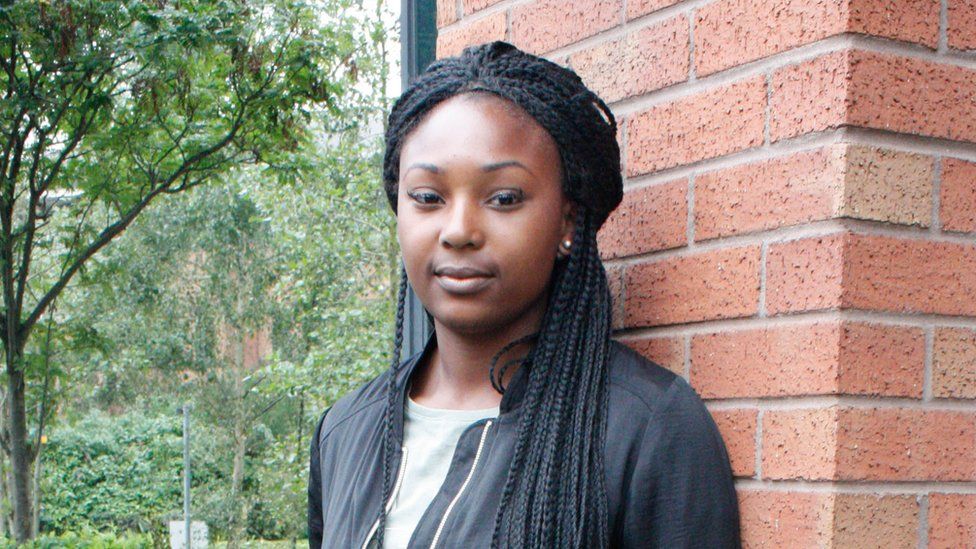 'I worry about money most of the time' - BBC News