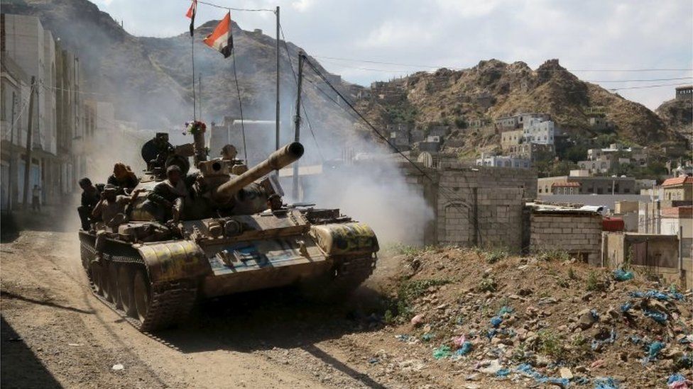 Yemen forces capture ground as fragile talks continue - BBC News
