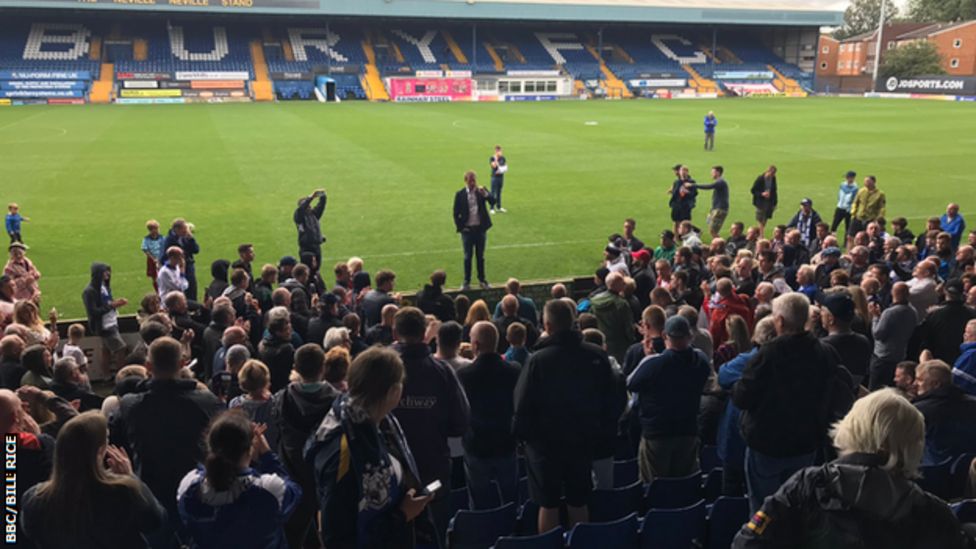 Bury fans flock to Gigg Lane in their hundreds on first Saturday after ...