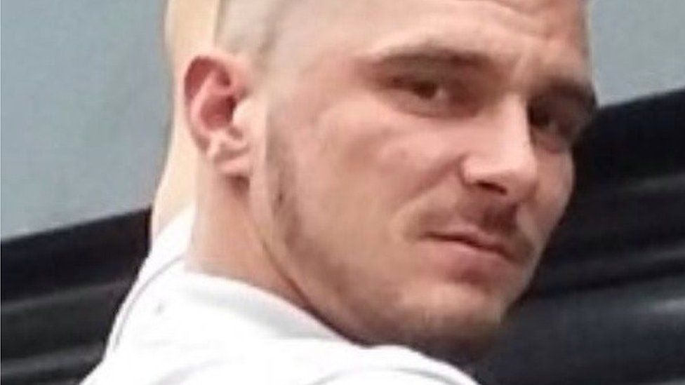 Emma-Jayne Magson guilty over steak knife murder in Leicester - BBC News