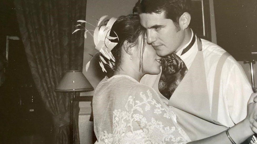 3 Llun: Lluniau pwysicaf Heledd Cynwal - BBC Cymru Fyw