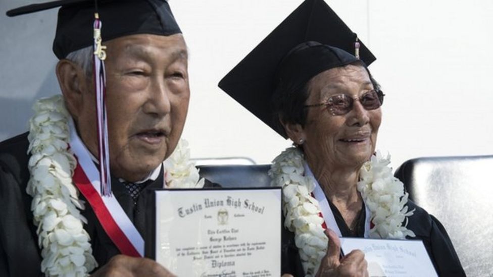 10 ways to get your graduation noticed - BBC News