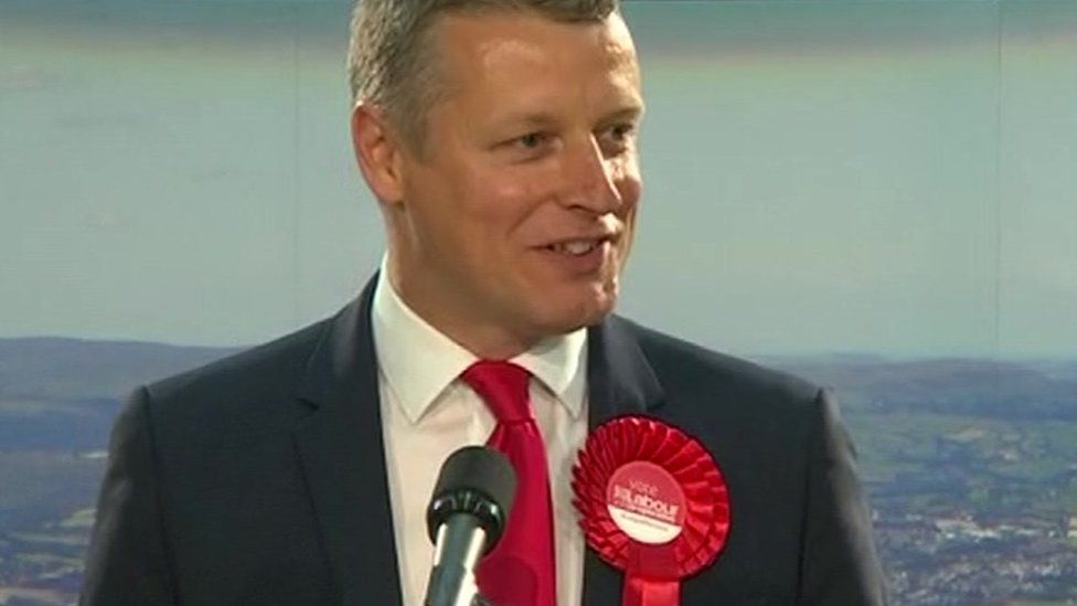 Tories dominate but Labour gains Plymouth - BBC News