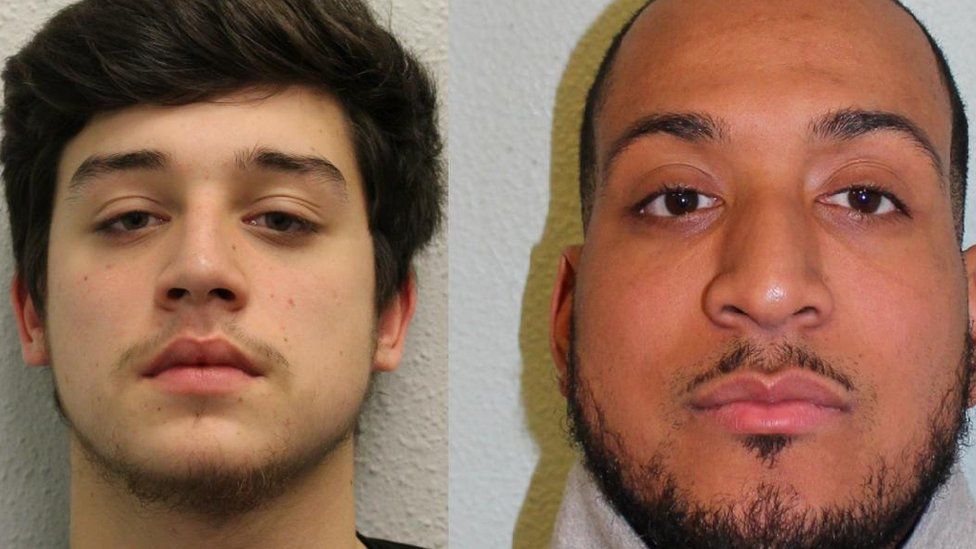 Images of Ilford 'ammonia attack' pair released - BBC News