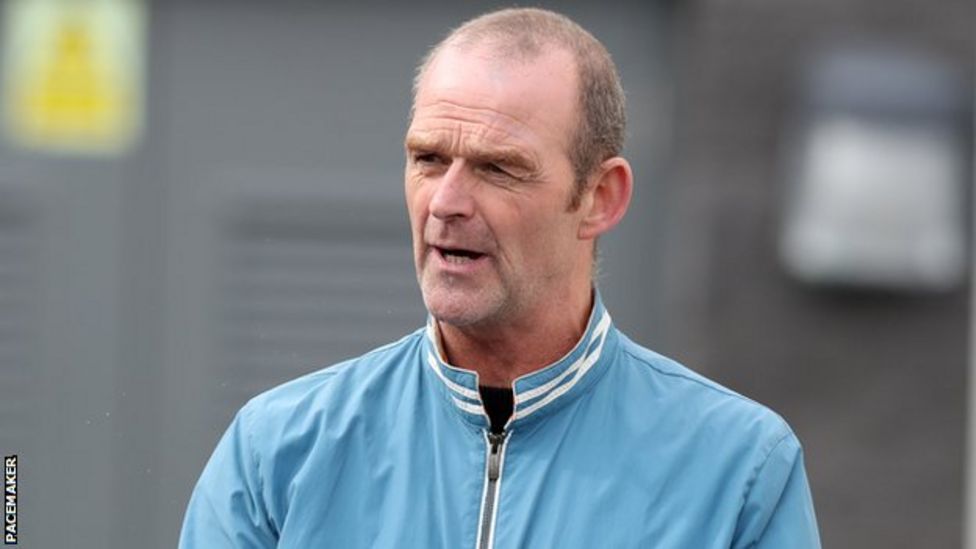 Irish Premiership: Institute in no rush to replace Quigg - BBC Sport