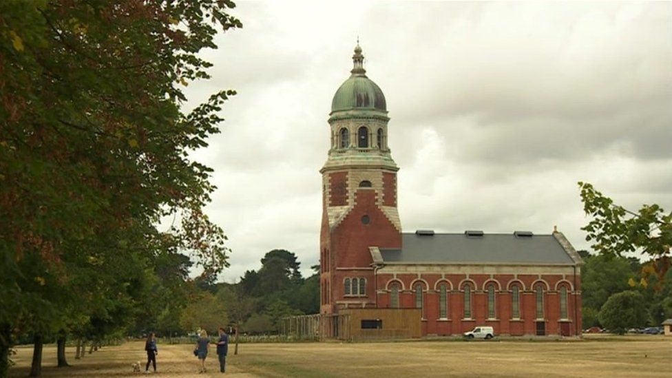Netley military hospital chapel restoration complete - BBC News