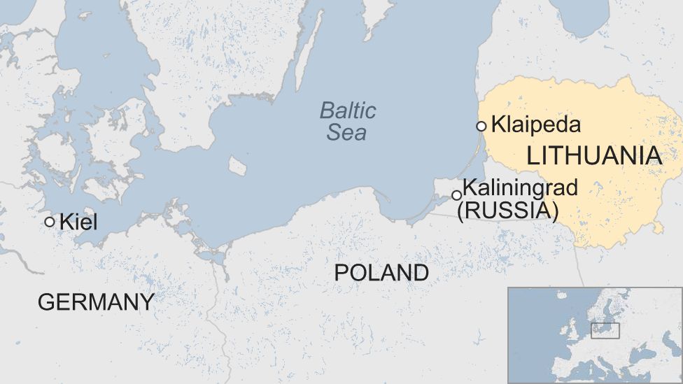 Baltic ferry Regina Seaways resumes journey after 'fire' - BBC News