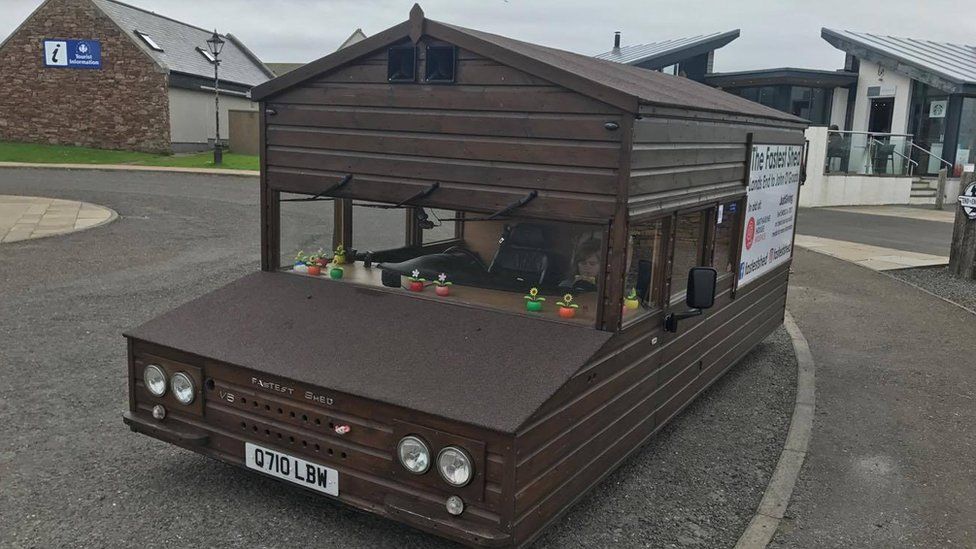 'Fastest shed' reaches John O'Groats after six-day trip - BBC News