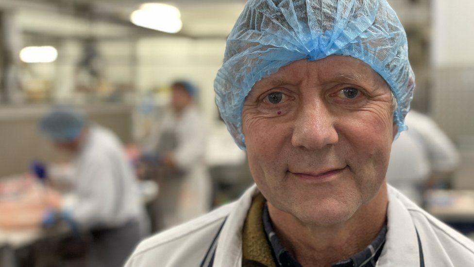 Supplier to shopper: Will shortages and rising costs affect Christmas ...