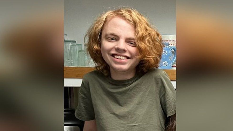 Hexham family's heartache as third child needs kidney transplant - BBC News