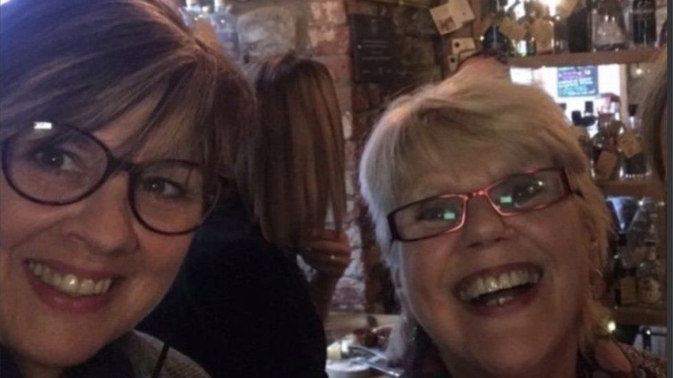 Marwolaeth tafarn: Galw am reolau llymach - BBC Cymru Fyw