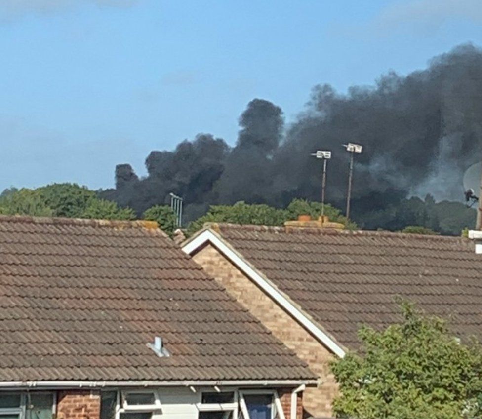 St Edmund Primary School fire: Blaze breaks out in roof - BBC News