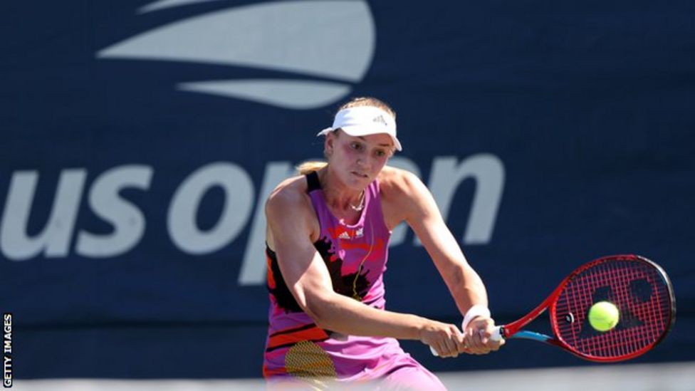 US Open: Elena Rybakina loses in first round, Iga Swiatek through - BBC ...
