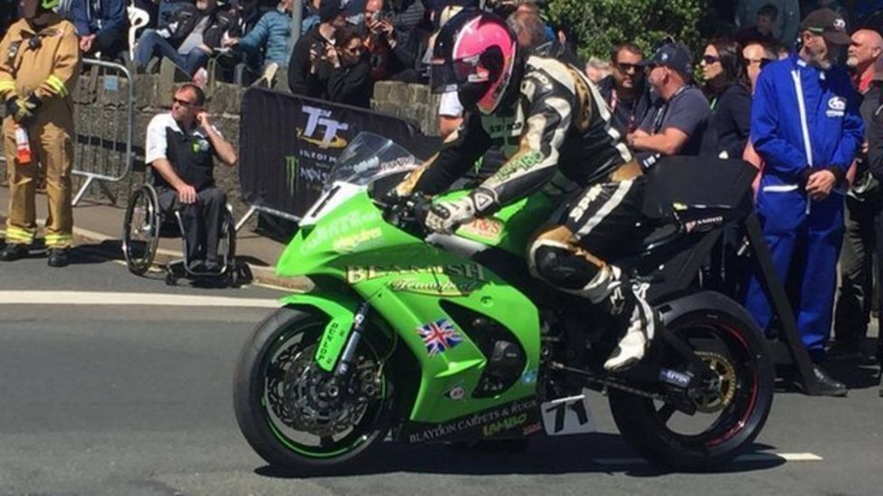 Isle of Man TT 2017: Dutch racer dies after TT Superstock crash - BBC Sport