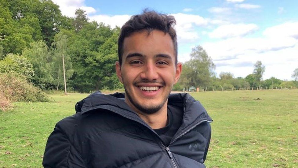 Bristol: tributes paid to 'kind' man after harbour death - BBC News