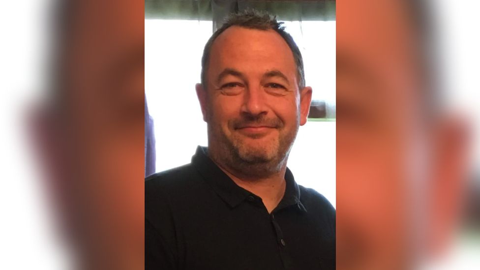 Mansfield drink-driver who killed motorcyclist in crash jailed - BBC News