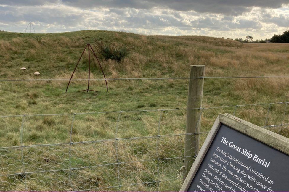 Sutton Hoo: Anglo-Saxon burial ground has record visitor figures - BBC News