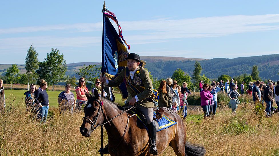 In pictures: Lauder Common Riding - BBC News