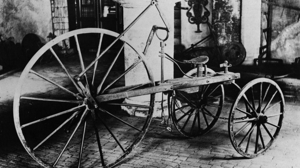 Pictures: 200 years of the bicycle - BBC Newsround