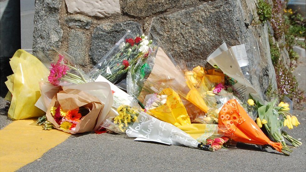 Death of cyclist David Allison ruled accidental by inquest - BBC News